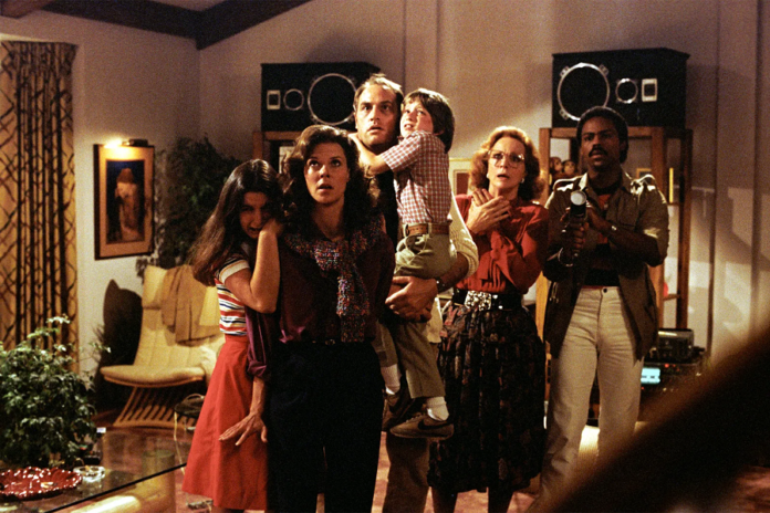 The 1982 Movie Poltergeist Used Real Skeletons as - Tymoff
